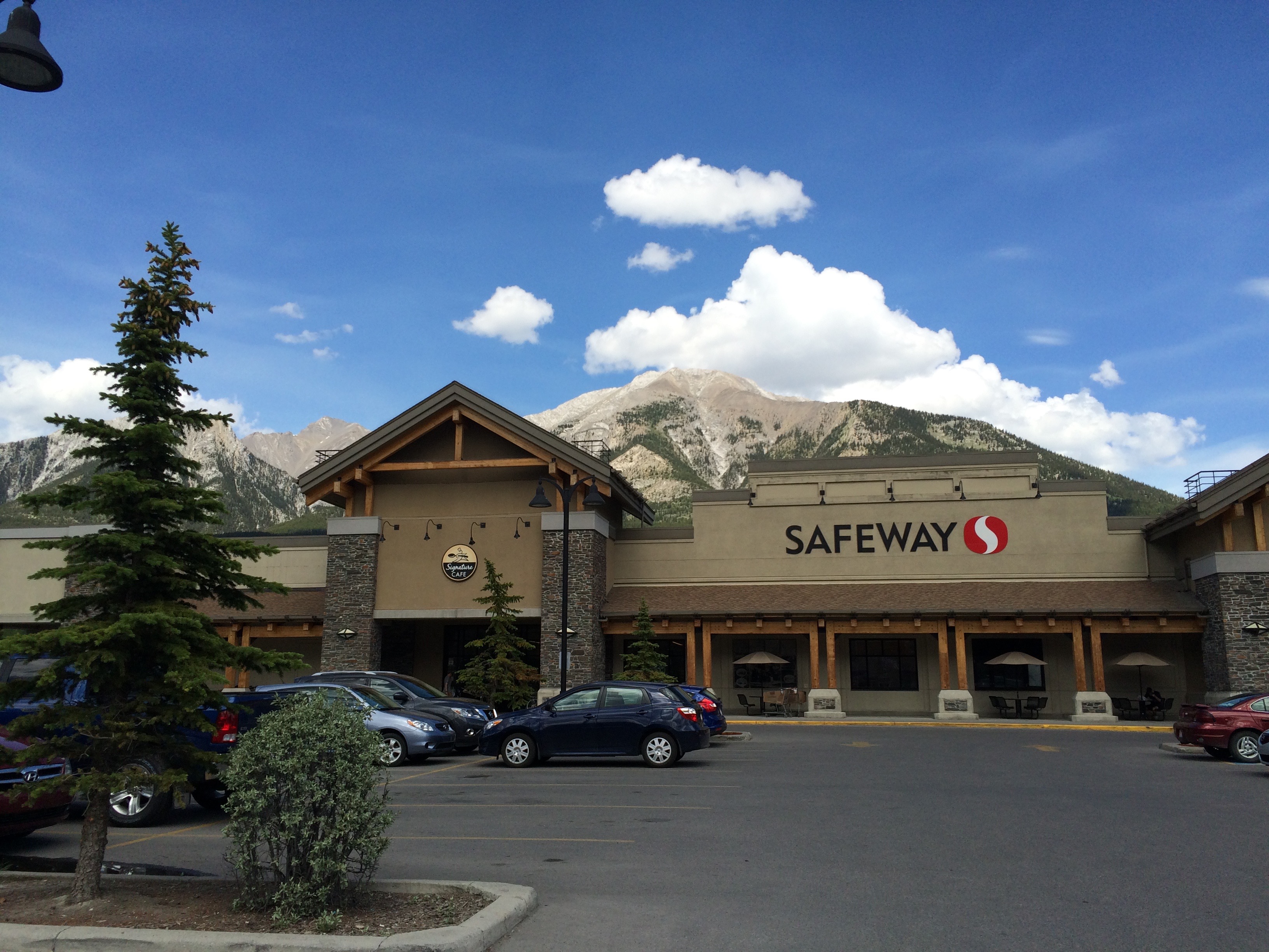 Most Scenic Grocery Shopping Yet – A Contemplative Compilation